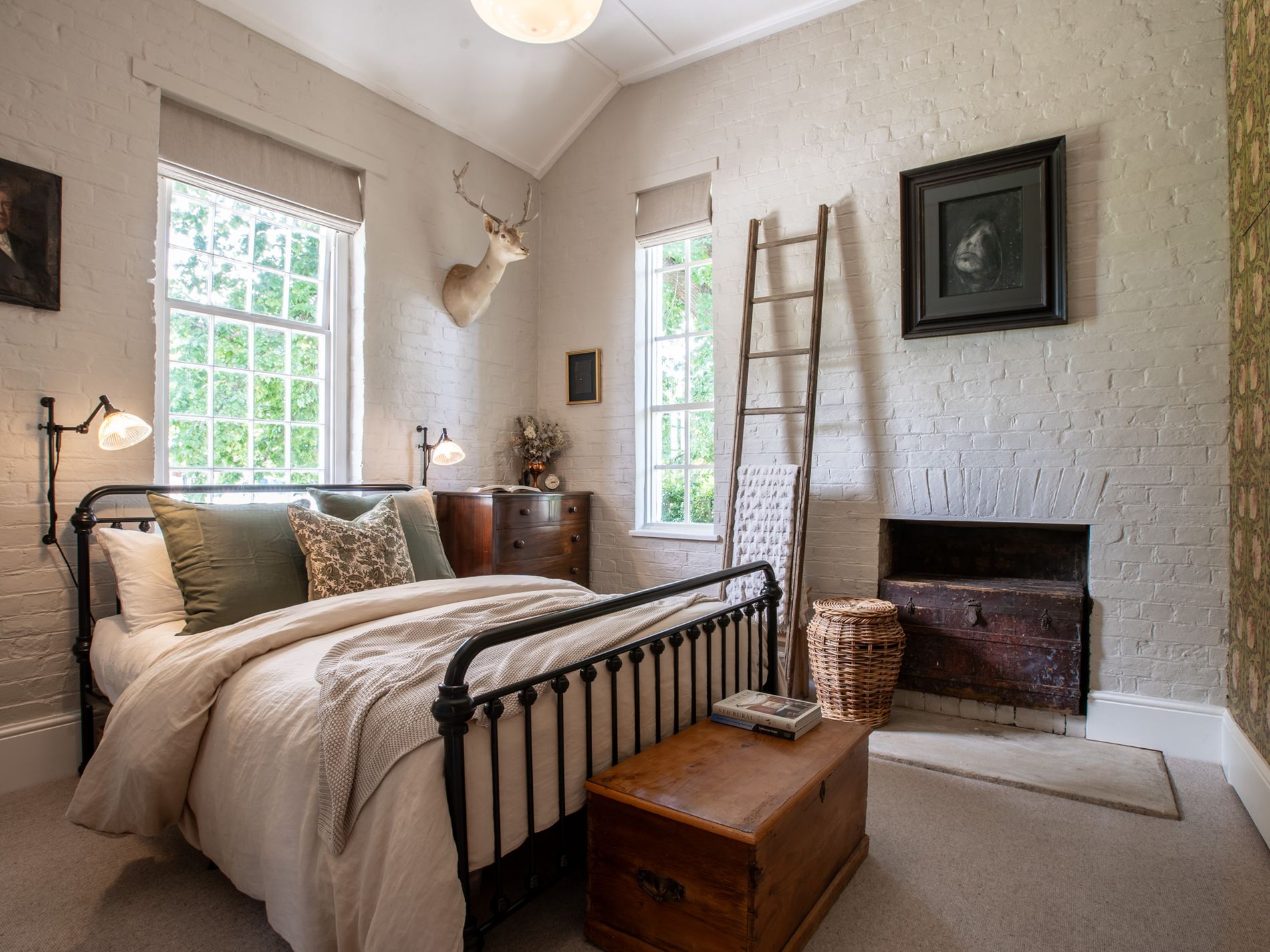 15 High Street, Ross | Howell Property Group