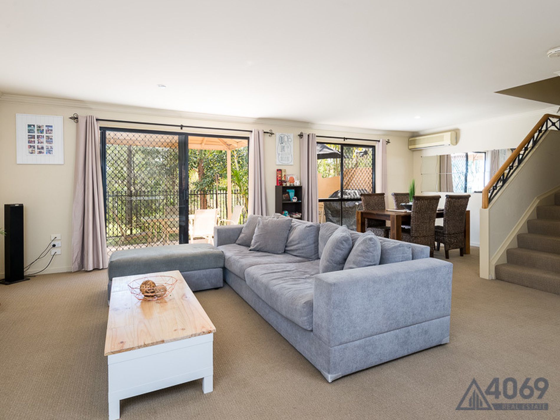 Sinnamon Park | 4069 Real Estate