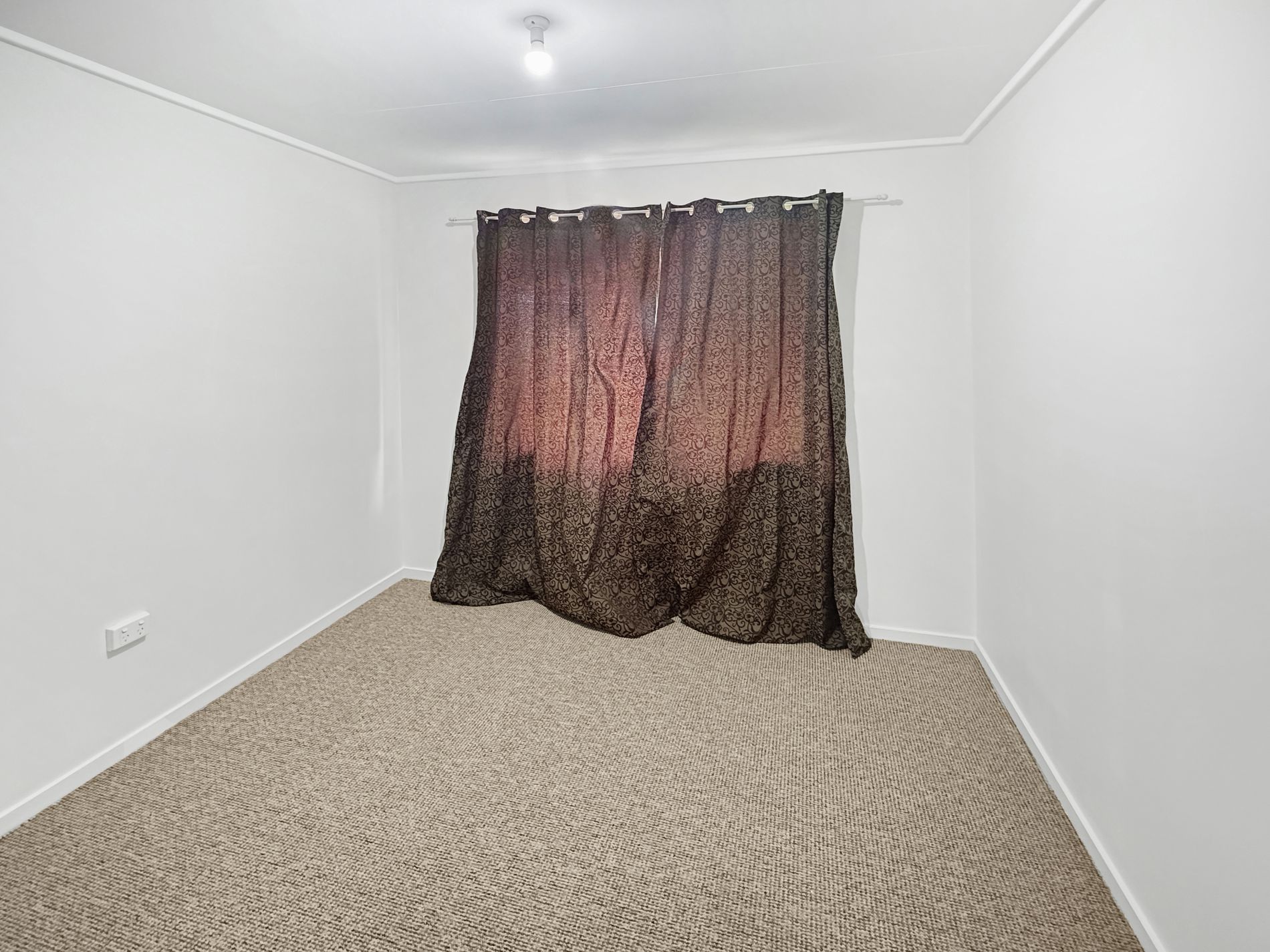 1 / 19 McIntyre Street, Centenary Heights | McAdam and Turnbull Realty