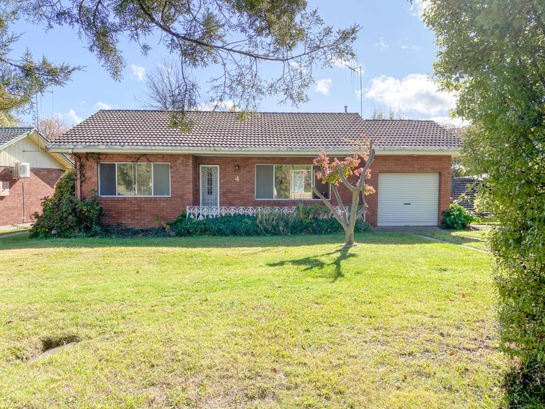 4 Larela Circuit, Orange, NSW | AWN Livestock and Property