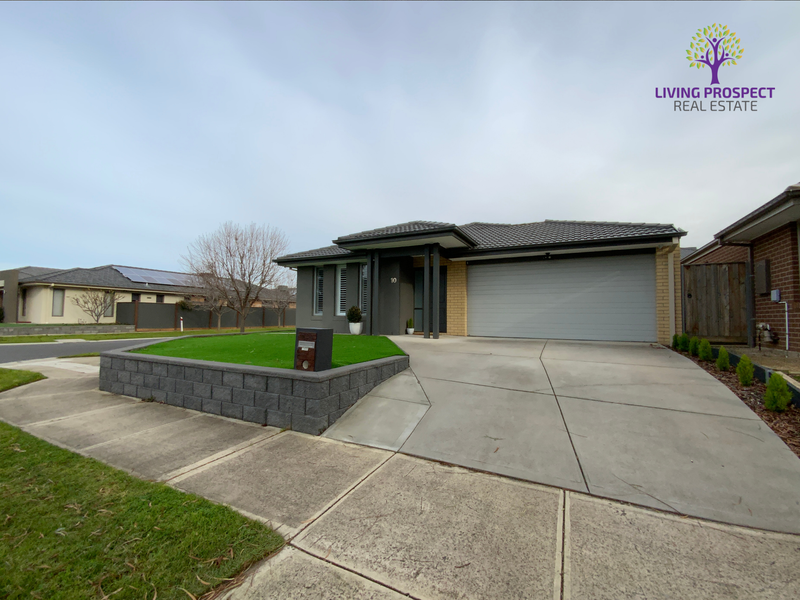 Point Cook Sold Properties | Buy House in Point Cook | Living Prospect ...