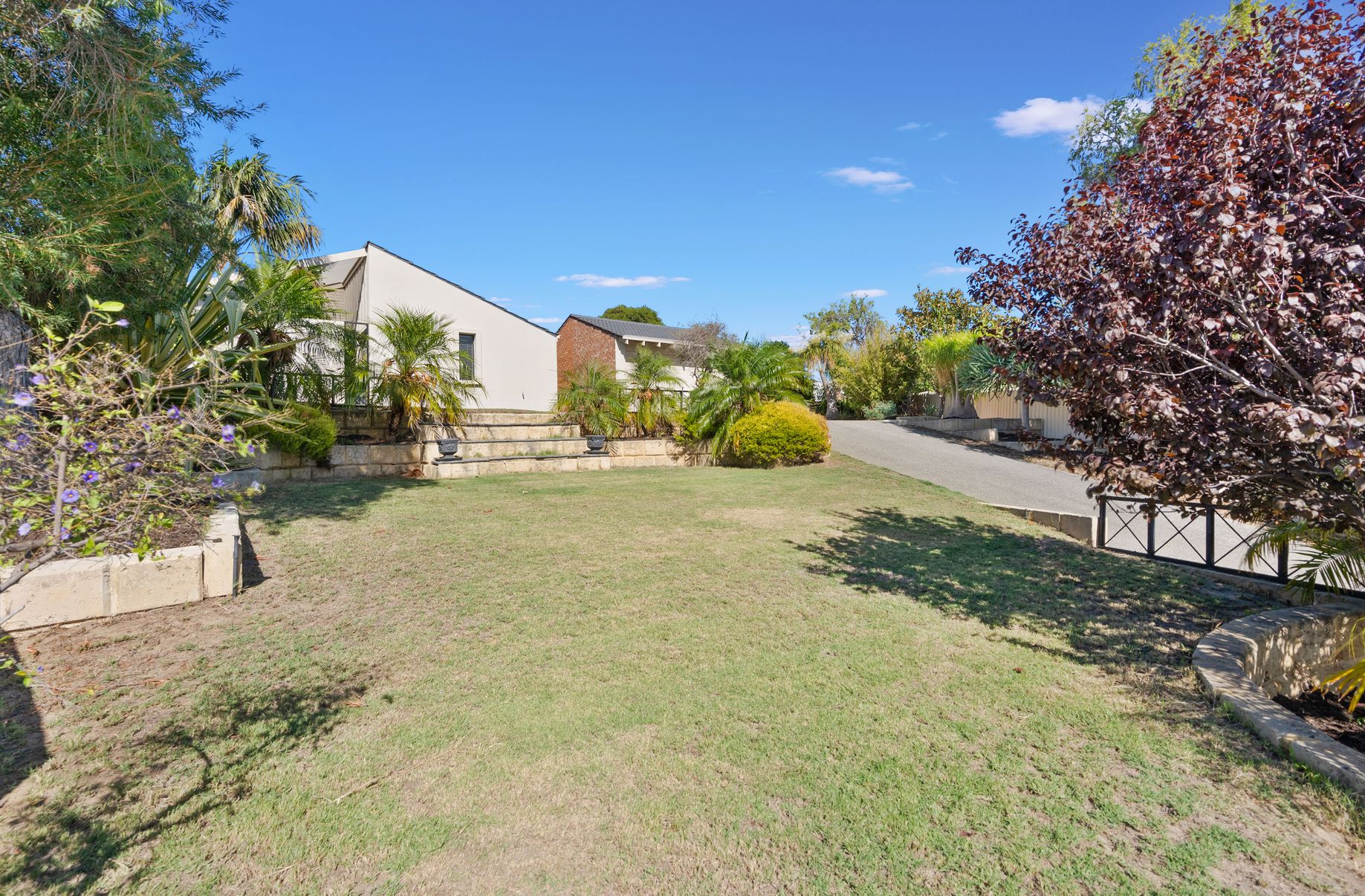 16 Brompton Place, Alexander Heights | GEST Real Estate