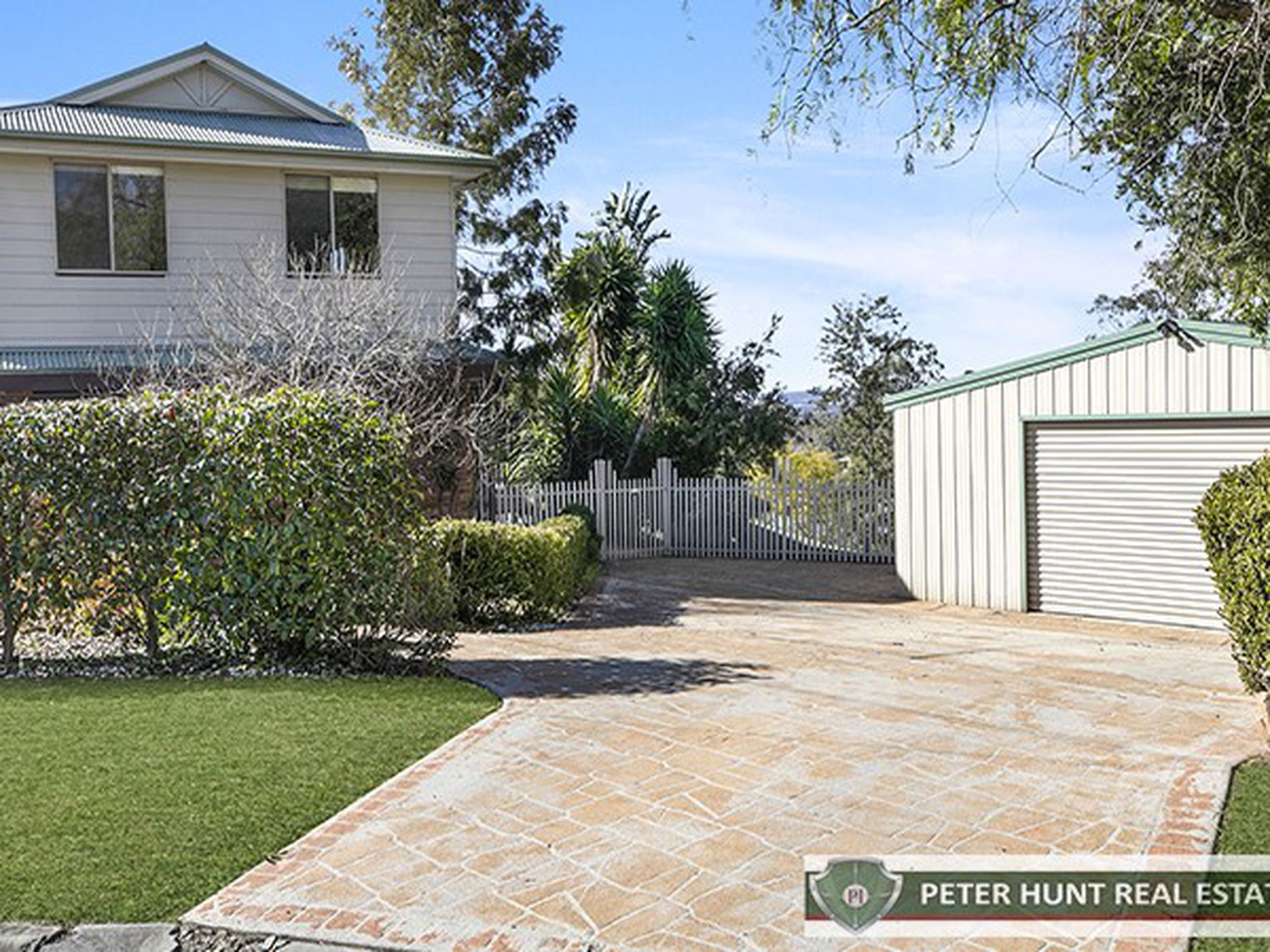 10 Krista Place, Tahmoor | Peter Hunt Real Estate