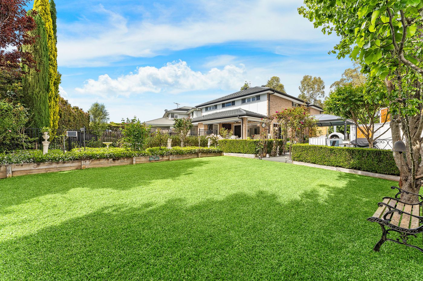 9 Casson Common, CAMDEN PARK