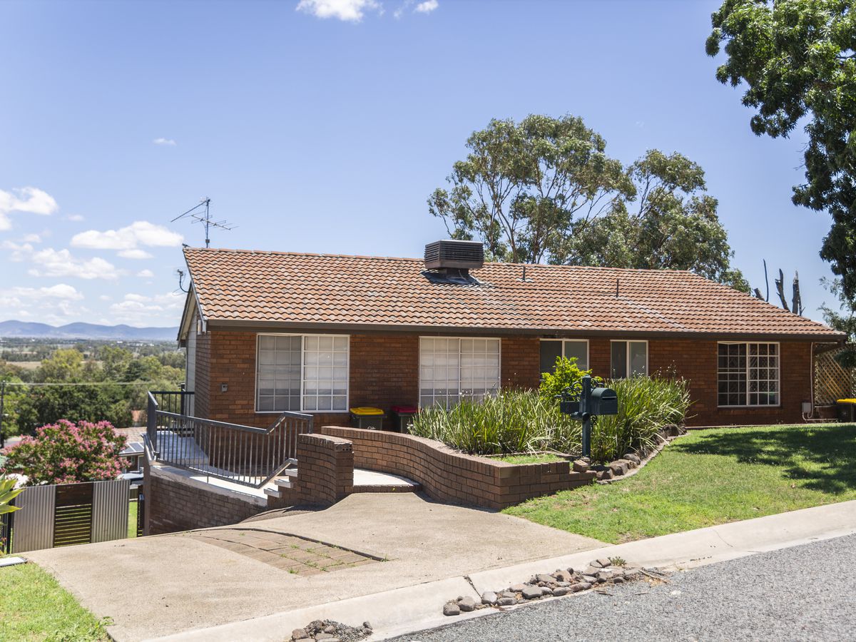 25 Woodbry Crescent, Oxley Vale | First National Real Estate Tamworth